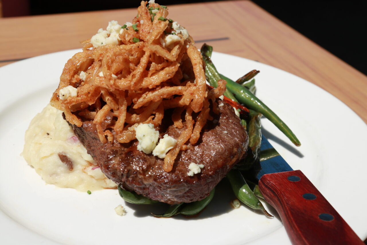 House Specialties, Steaks & Pastas | Silver City Restaurant & Alehouse